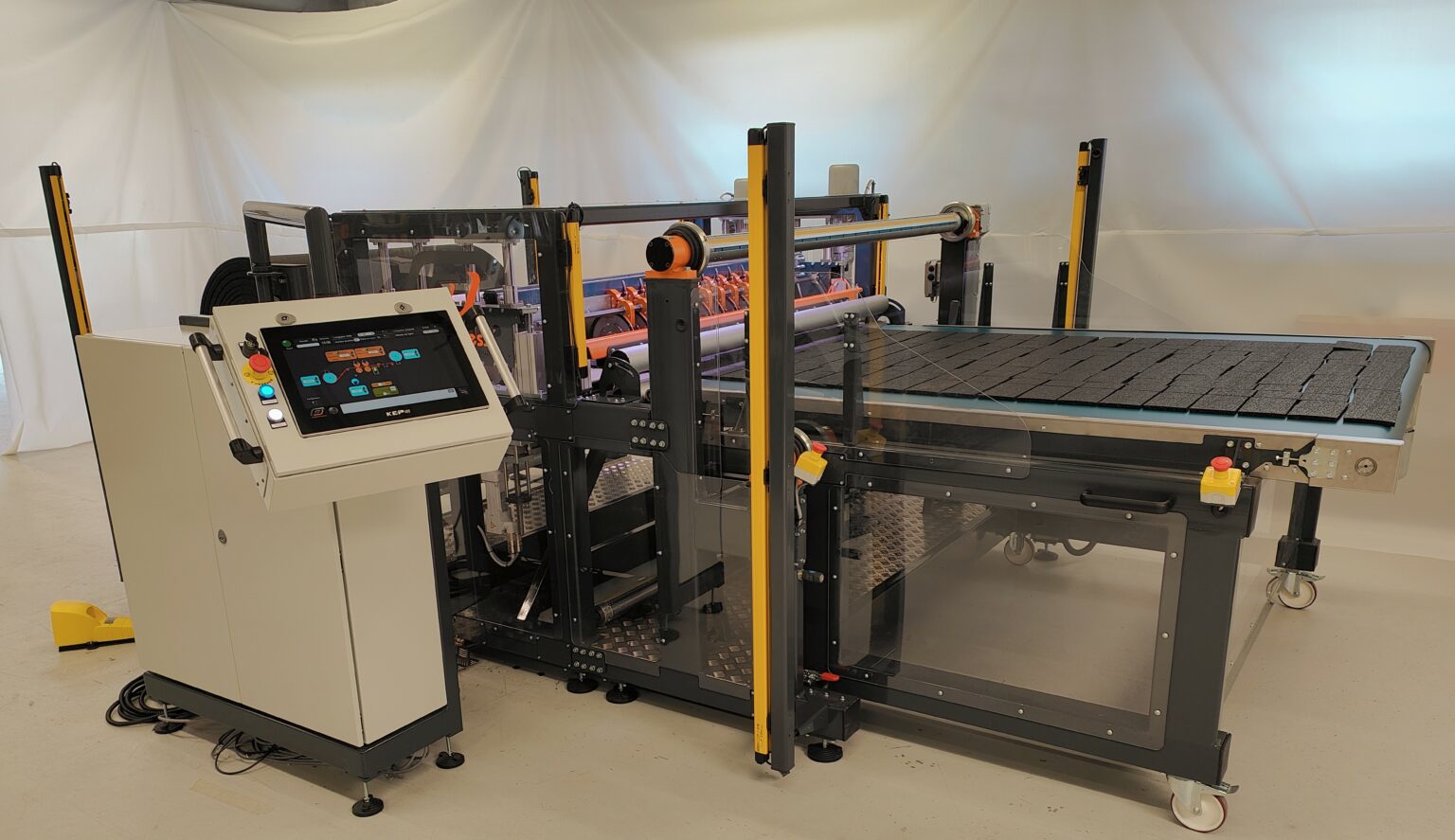 AUTOMATIC FORMAT CUTTING MACHINE - CNM Process, specialist in the ...