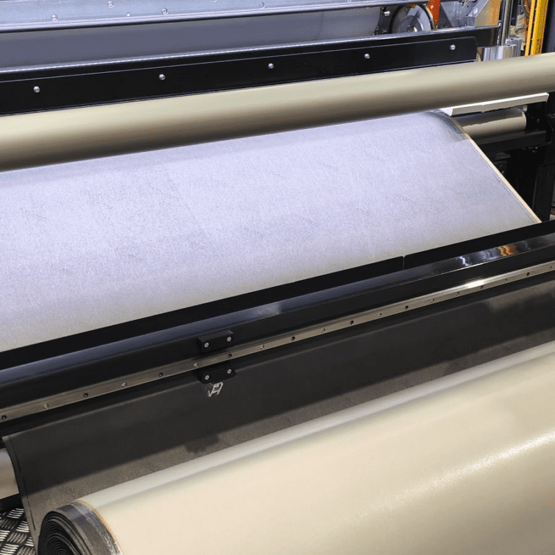 Bobineuse refendeuse textile - CNM, Machines pour la transformation des ...